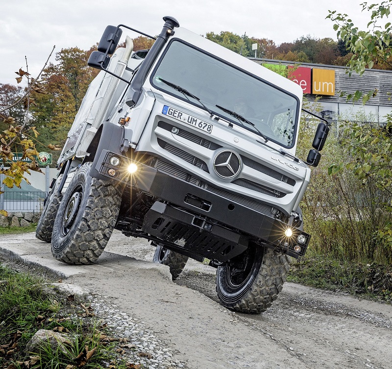 Mercedes Benz Unimog Yorumları Neler? Mercedes Unimog Özellikler.
