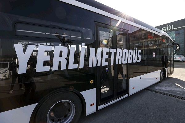 Yerli Metrobüs Bozankaya. Yerli Elektrikli Otobüs Bozankaya.